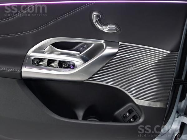 Серый Мерседес GLC 400 2026 в Рига, объемом двигателя 0.00 л и пробегом 8 тыс. км за 90380 €, фото 10 на AUTOMOTO.COM.LV