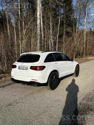 Balts Mercedes-Benz glc-400 2020 Rīga, ar dzinēja tilpumu 3.00 L un nobraukumu 114 tūkst. km par 36000 €, foto 12 vietnē AUTOMOTO.COM.LV
