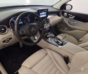 Черный Мерседес GLC 43 AMG 2017 в Мариямполе, объемом двигателя 3.00 л и пробегом 144 тыс. км за 27850 €, фото 2 на AUTOMOTO.COM.LV