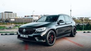 Melns Mercedes-Benz GLC 43 AMG 2017 Viļņa, ar dzinēja tilpumu 3.00 L un nobraukumu 123 tūkst. km par 29499 €, foto  vietnē AUTOMOTO.COM.LV