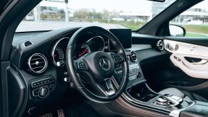 Черный Мерседес GLC 43 AMG 2017 в Вильнюс, объемом двигателя 3.00 л и пробегом 123 тыс. км за 29499 €, фото 14 на AUTOMOTO.COM.LV