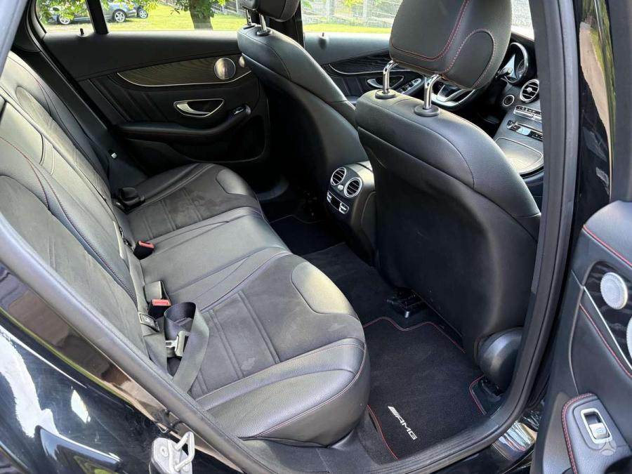 Black Mercedes-Benz GLC 43 AMG 2017 in Raseiniai, with an engine capacity of 3.00 L and mileage of 116 thousand km for 16900 €, photo 13 on AUTOMOTO.COM.LV