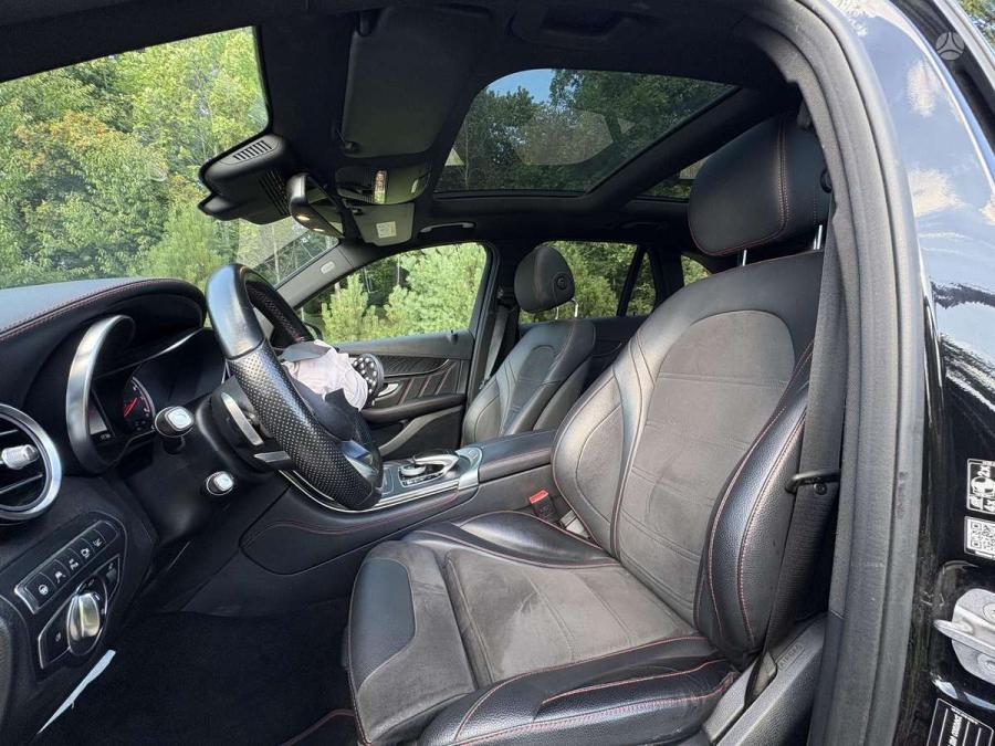Black Mercedes-Benz GLC 43 AMG 2017 in Raseiniai, with an engine capacity of 3.00 L and mileage of 116 thousand km for 16900 €, photo 17 on AUTOMOTO.COM.LV