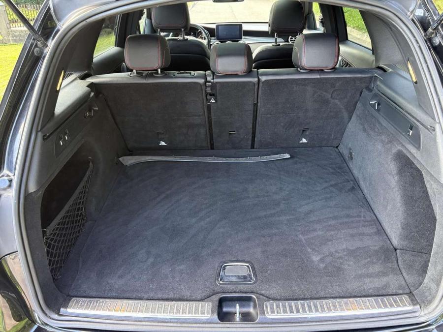 Black Mercedes-Benz GLC 43 AMG 2017 in Raseiniai, with an engine capacity of 3.00 L and mileage of 116 thousand km for 16900 €, photo 28 on AUTOMOTO.COM.LV