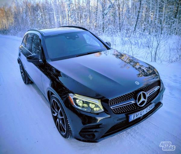 Black Mercedes-Benz GLC 43 AMG 2018 in Vilnius, with an engine capacity of 3.00 L and mileage of 115 thousand km for 26800 €, photo 3 on AUTOMOTO.COM.LV