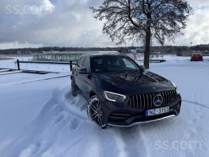 Черный Мерседес GLC 43 AMG 2020 в Рига, объемом двигателя 3.00 л и пробегом 91 тыс. км за 53900 €, фото  на AUTOMOTO.COM.LV