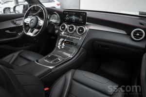 Melns Mercedes-Benz GLC 43 AMG 2020 Rīga, ar dzinēja tilpumu 3.00 L un nobraukumu 91 tūkst. km par 53900 €, foto 4 vietnē AUTOMOTO.COM.LV