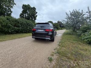 Melns Mercedes-Benz GLC 43 AMG 2020 Rīga, ar dzinēja tilpumu 3.00 L un nobraukumu 0 tūkst. km par 36600 €, foto 5 vietnē AUTOMOTO.COM.LV