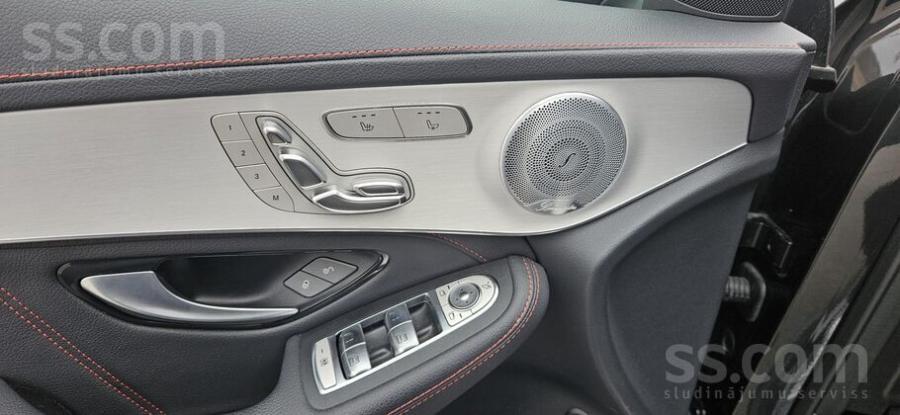 Melns Mercedes-Benz GLC 43 AMG 2020 Rīga, ar dzinēja tilpumu 3.00 L un nobraukumu 0 tūkst. km par 36600 €, foto 8 vietnē AUTOMOTO.COM.LV