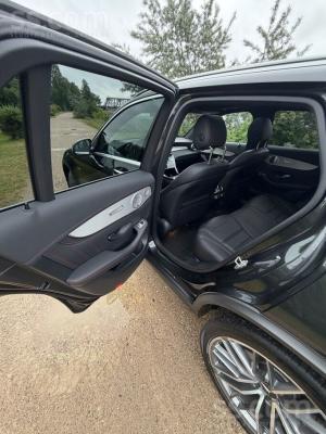 Melns Mercedes-Benz GLC 43 AMG 2020 Rīga, ar dzinēja tilpumu 3.00 L un nobraukumu 0 tūkst. km par 36600 €, foto 15 vietnē AUTOMOTO.COM.LV