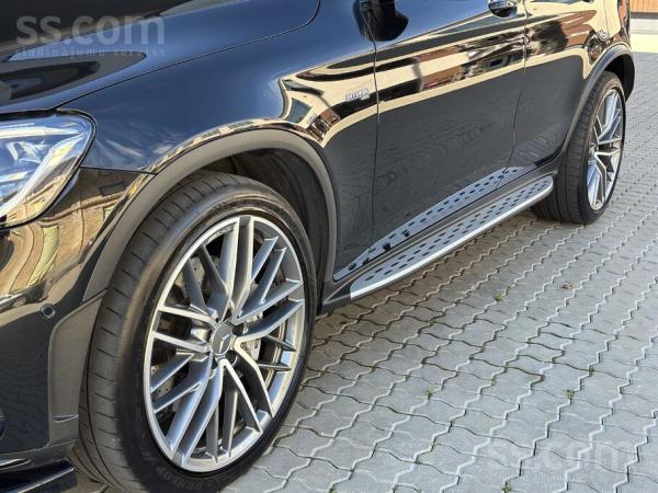 Черный Мерседес GLC 43 AMG 2021 в Рига, объемом двигателя 3.00 л и пробегом 162 тыс. км за 37500 €, фото 7 на AUTOMOTO.COM.LV