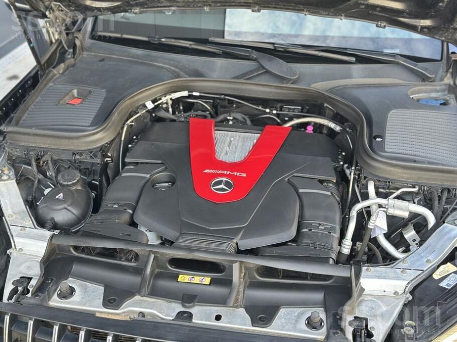 Black Mercedes-Benz GLC 43 AMG 2021 in Riga, with an engine capacity of 3.00 L and mileage of 162 thousand km for 37500 €, photo 31 on AUTOMOTO.COM.LV