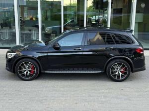 Черный Мерседес GLC 43 AMG 2021 в Вильнюс, объемом двигателя 3.00 л и пробегом 53 тыс. км за 35000 €, фото 3 на AUTOMOTO.COM.LV