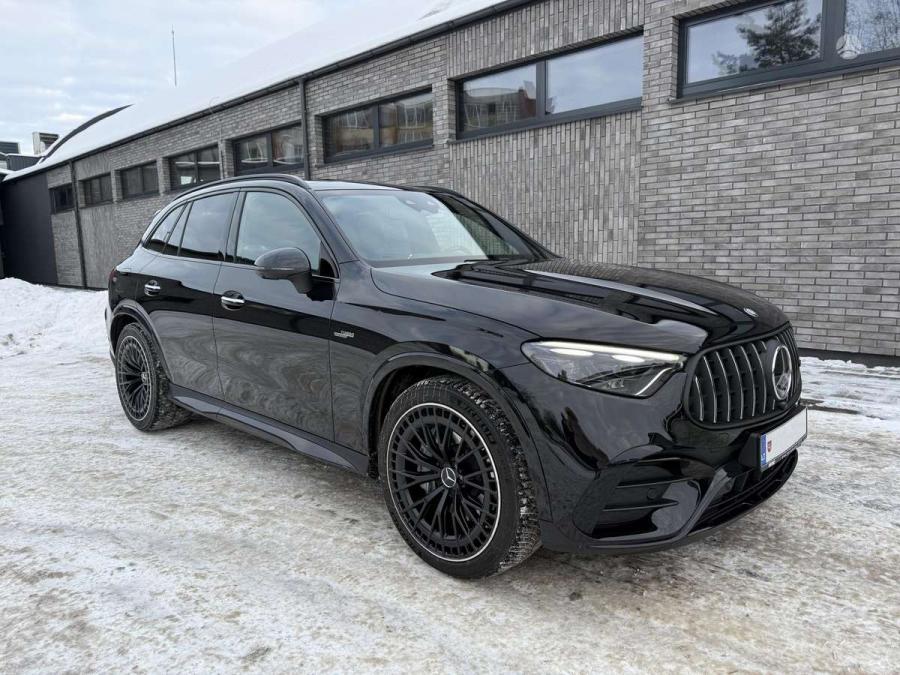 Melns Mercedes-Benz GLC 43 AMG 2024 Marijampole, ar dzinēja tilpumu 1.99 L un nobraukumu 16 tūkst. km par 83900 €, foto 1 vietnē AUTOMOTO.COM.LV