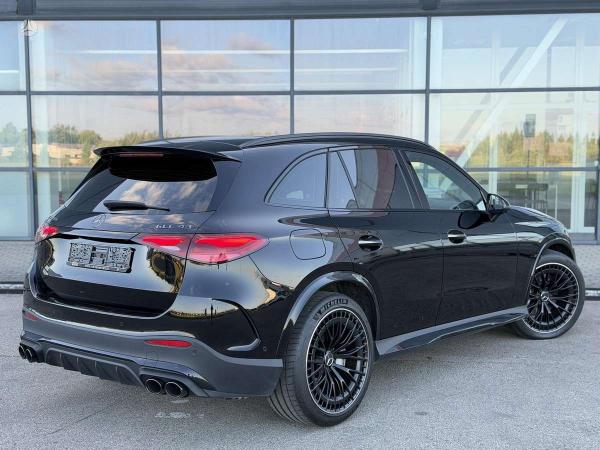 Black Mercedes-Benz GLC 43 AMG 2024 in Panevezys, with an engine capacity of 2.00 L and mileage of 42 thousand km for 67900 €, photo 6 on AUTOMOTO.COM.LV
