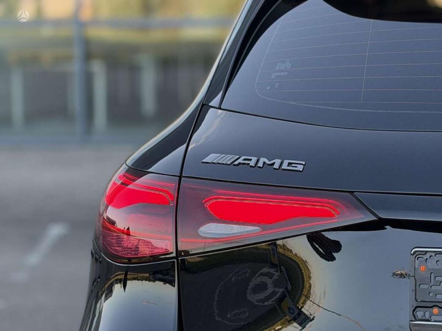Black Mercedes-Benz GLC 43 AMG 2024 in Panevezys, with an engine capacity of 2.00 L and mileage of 42 thousand km for 67900 €, photo 13 on AUTOMOTO.COM.LV