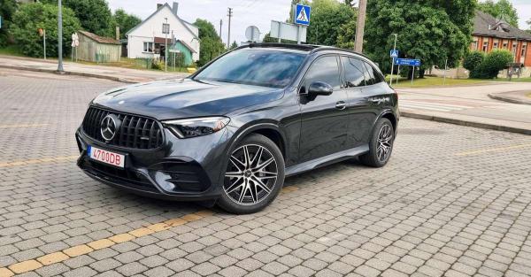 Melns Mercedes-Benz GLC 43 AMG 2024 Tauragė, ar dzinēja tilpumu 2.00 L un nobraukumu 26 tūkst. km par 61500 €, foto 6 vietnē AUTOMOTO.COM.LV