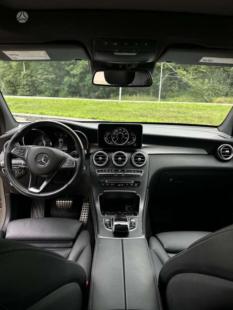 Коричневый Мерседес GLC 43 AMG 2019 в Кретинга, объемом двигателя 3.00 л и пробегом 92 тыс. км за 29000 €, фото 12 на AUTOMOTO.COM.LV