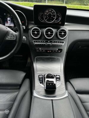 Коричневый Мерседес GLC 43 AMG 2019 в Кретинга, объемом двигателя 3.00 л и пробегом 92 тыс. км за 29000 €, фото 13 на AUTOMOTO.COM.LV