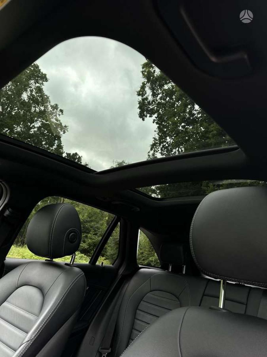Коричневый Мерседес GLC 43 AMG 2019 в Кретинга, объемом двигателя 3.00 л и пробегом 92 тыс. км за 29000 €, фото 17 на AUTOMOTO.COM.LV