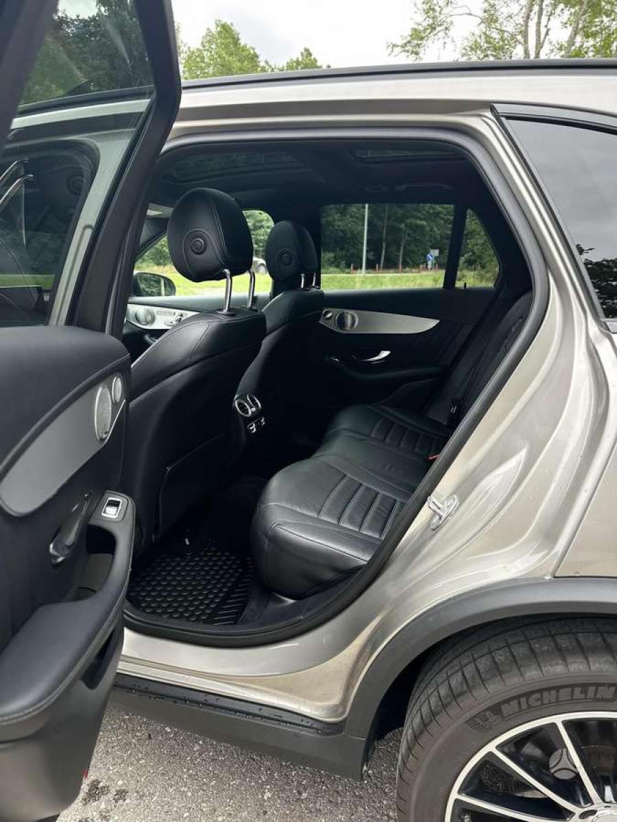 Коричневый Мерседес GLC 43 AMG 2019 в Кретинга, объемом двигателя 3.00 л и пробегом 92 тыс. км за 29000 €, фото 20 на AUTOMOTO.COM.LV