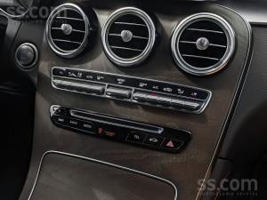 Pelēks Mercedes-Benz GLC 43 AMG 2016 Tukums, ar dzinēja tilpumu 3.00 L un nobraukumu 161 tūkst. km par 27700 €, foto 22 vietnē AUTOMOTO.COM.LV