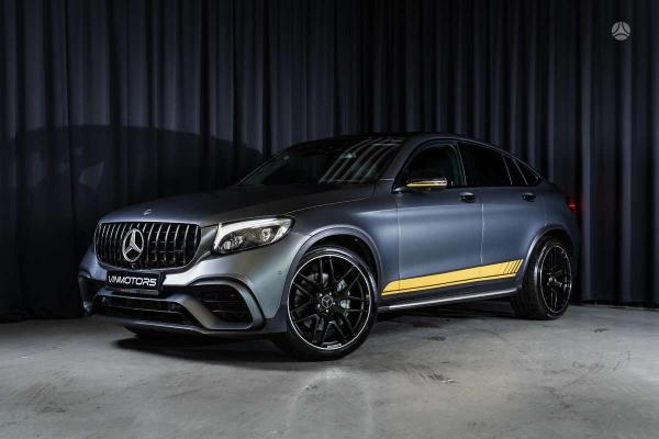 Серый Мерседес GLC 43 AMG 2017 в Вильнюс, объемом двигателя 3.00 л и пробегом 83 тыс. км за 26999 €, фото 1 на AUTOMOTO.COM.LV