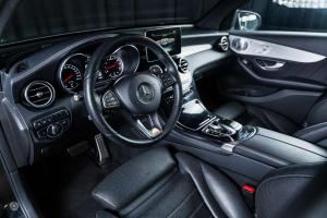 Pelēks Mercedes-Benz GLC 43 AMG 2017 Viļņa, ar dzinēja tilpumu 3.00 L un nobraukumu 83 tūkst. km par 26999 €, foto 19 vietnē AUTOMOTO.COM.LV