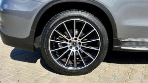 Серый Мерседес GLC 43 AMG 2018 в Вильнюс, объемом двигателя 3.00 л и пробегом 169 тыс. км за 25990 €, фото 12 на AUTOMOTO.COM.LV