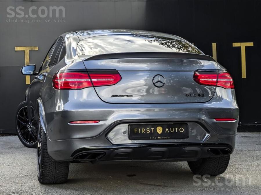Grey Mercedes-Benz GLC 43 AMG 2018 in Tukums, with an engine capacity of 3.00 L and mileage of 162 thousand km for 31990 €, photo 4 on AUTOMOTO.COM.LV