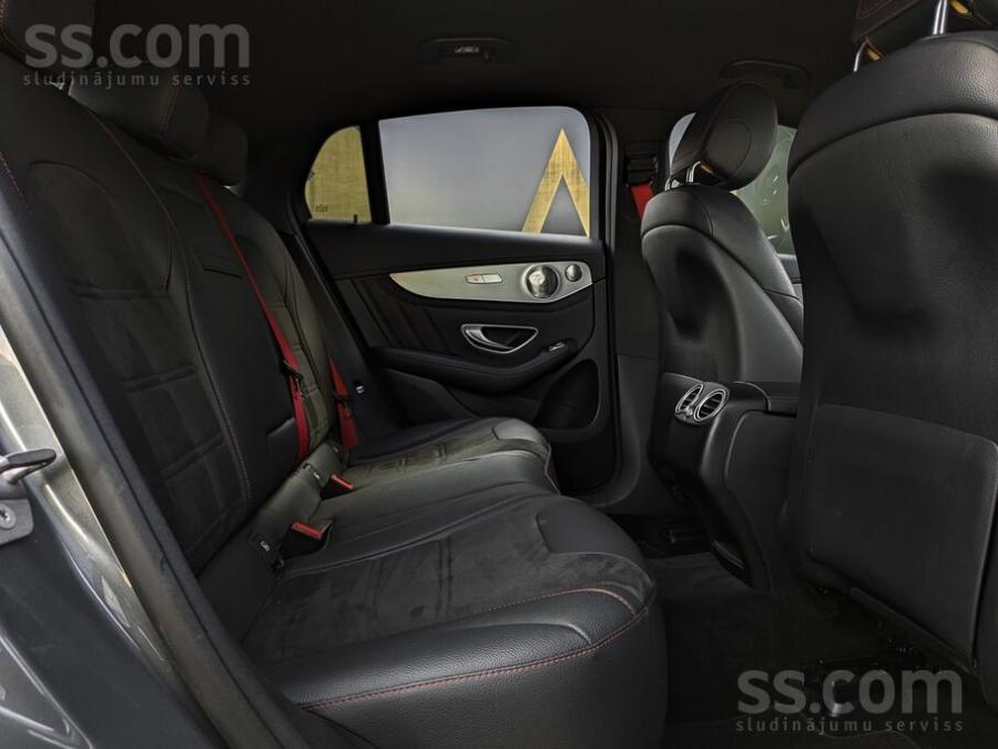 Grey Mercedes-Benz GLC 43 AMG 2018 in Tukums, with an engine capacity of 3.00 L and mileage of 162 thousand km for 31990 €, photo 9 on AUTOMOTO.COM.LV