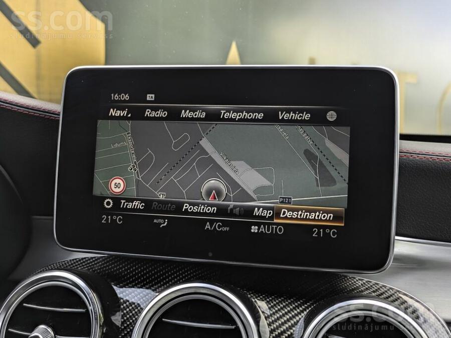 Grey Mercedes-Benz GLC 43 AMG 2018 in Tukums, with an engine capacity of 3.00 L and mileage of 162 thousand km for 31990 €, photo 18 on AUTOMOTO.COM.LV