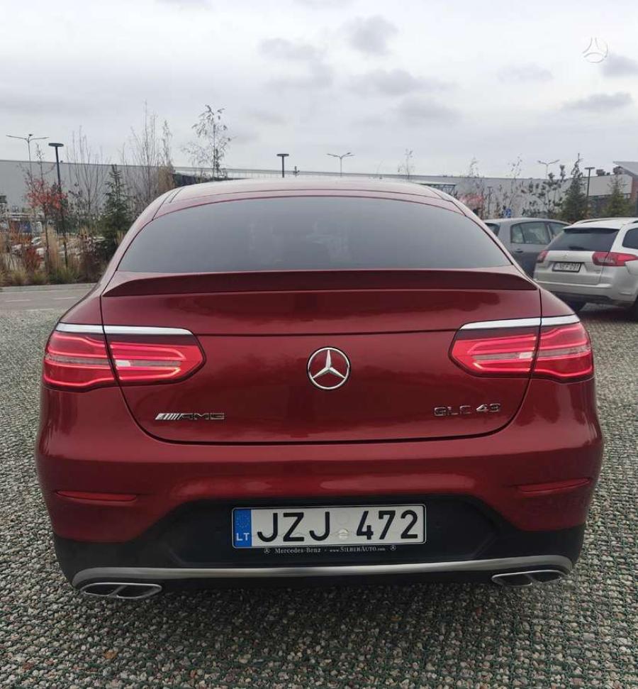 Red Mercedes-Benz GLC 43 AMG 2017 in Kaunas, with an engine capacity of 3.00 L and mileage of 37 thousand km for 39000 €, photo 5 on AUTOMOTO.COM.LV