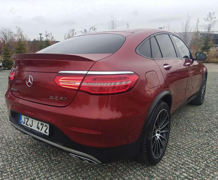 Red Mercedes-Benz GLC 43 AMG 2017 in Kaunas, with an engine capacity of 3.00 L and mileage of 37 thousand km for 39000 €, photo 6 on AUTOMOTO.COM.LV