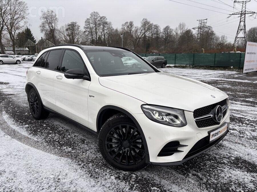 Balts Mercedes-Benz GLC 43 AMG 2017 Rīga, ar dzinēja tilpumu 3.00 L un nobraukumu 170 tūkst. km par 28950 €, foto 3 vietnē AUTOMOTO.COM.LV