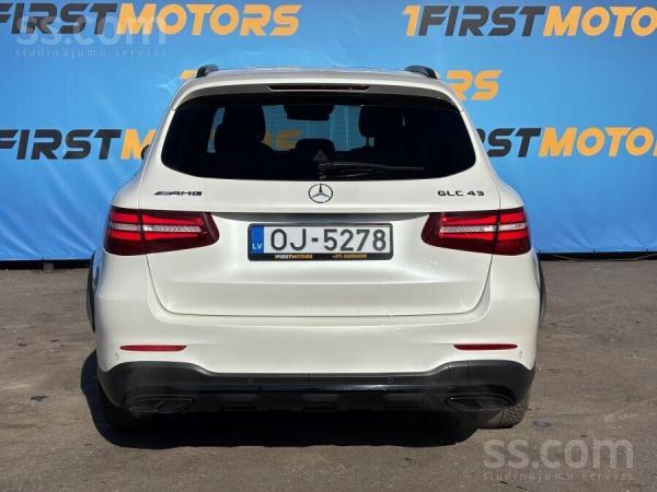 Белый Мерседес GLC 43 AMG 2017 в Рига, объемом двигателя 3.00 л и пробегом 170 тыс. км за 26950 €, фото 6 на AUTOMOTO.COM.LV