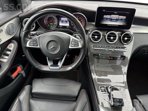 Белый Мерседес GLC 43 AMG 2017 в Рига, объемом двигателя 3.00 л и пробегом 170 тыс. км за 26950 €, фото 10 на AUTOMOTO.COM.LV