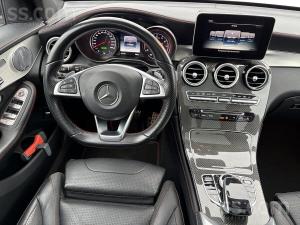 Белый Мерседес GLC 43 AMG 2017 в Рига, объемом двигателя 3.00 л и пробегом 170 тыс. км за 26950 €, фото 11 на AUTOMOTO.COM.LV