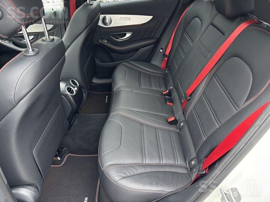Белый Мерседес GLC 43 AMG 2017 в Рига, объемом двигателя 3.00 л и пробегом 170 тыс. км за 26950 €, фото 14 на AUTOMOTO.COM.LV
