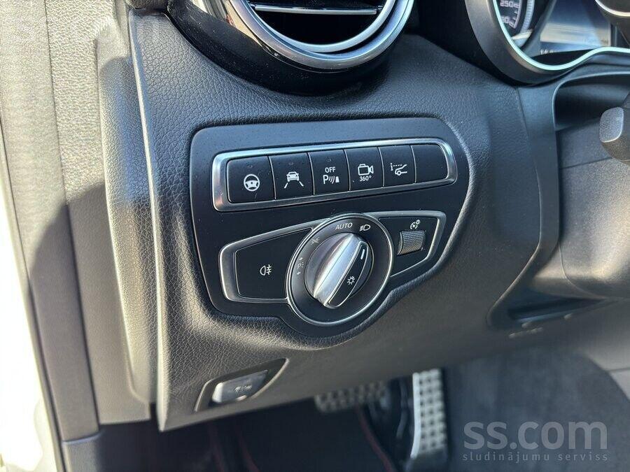 Белый Мерседес GLC 43 AMG 2017 в Рига, объемом двигателя 3.00 л и пробегом 170 тыс. км за 26950 €, фото 18 на AUTOMOTO.COM.LV