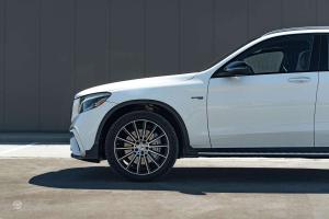 Белый Мерседес GLC 43 AMG 2017 в Клайпеда, объемом двигателя 0.00 л и пробегом 160 тыс. км за 22900 €, фото 8 на AUTOMOTO.COM.LV