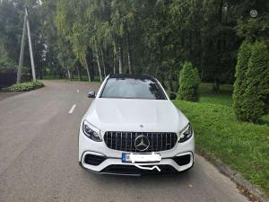 Белый Мерседес GLC 43 AMG 2018 в Шяуляй, объемом двигателя 0.00 л и пробегом 114 тыс. км за 30000 €, фото  на AUTOMOTO.COM.LV