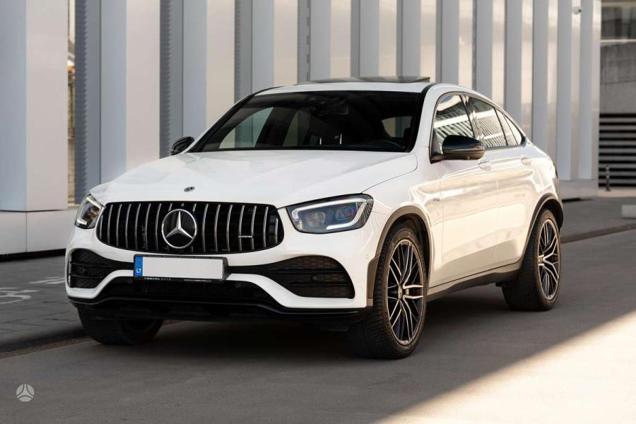 Balts Mercedes-Benz GLC 43 AMG 2020 Viļņa, ar dzinēja tilpumu 3.00 L un nobraukumu 74 tūkst. km par 42500 €, foto 1 vietnē AUTOMOTO.COM.LV