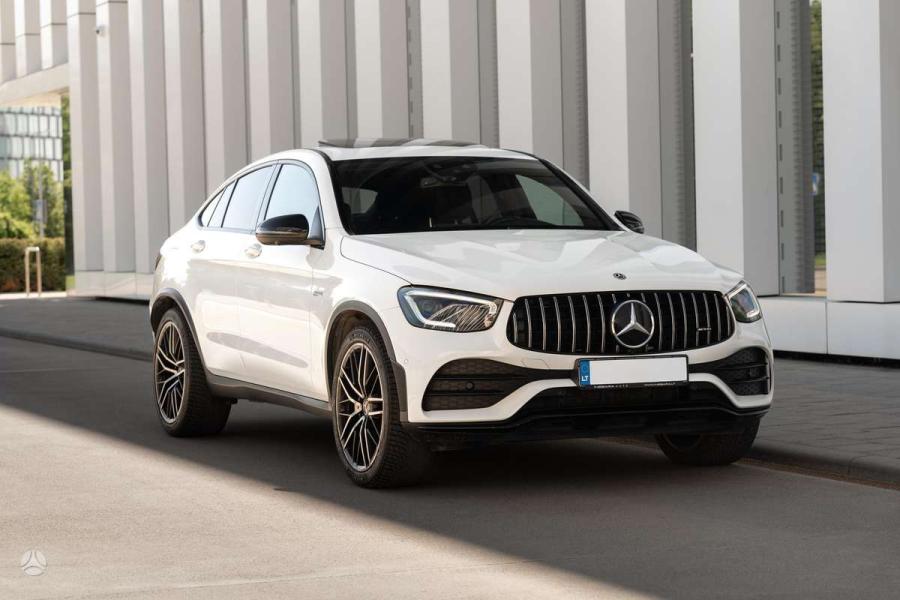 Balts Mercedes-Benz GLC 43 AMG 2020 Viļņa, ar dzinēja tilpumu 3.00 L un nobraukumu 74 tūkst. km par 42500 €, foto 6 vietnē AUTOMOTO.COM.LV