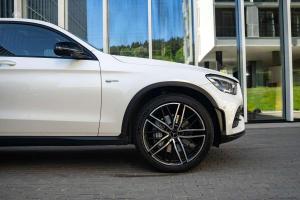 Balts Mercedes-Benz GLC 43 AMG 2020 Viļņa, ar dzinēja tilpumu 3.00 L un nobraukumu 74 tūkst. km par 42500 €, foto 13 vietnē AUTOMOTO.COM.LV