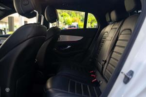 Balts Mercedes-Benz GLC 43 AMG 2020 Viļņa, ar dzinēja tilpumu 3.00 L un nobraukumu 74 tūkst. km par 42500 €, foto 24 vietnē AUTOMOTO.COM.LV
