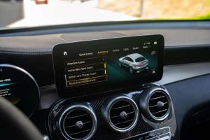 Balts Mercedes-Benz GLC 43 AMG 2020 Viļņa, ar dzinēja tilpumu 3.00 L un nobraukumu 74 tūkst. km par 42500 €, foto 30 vietnē AUTOMOTO.COM.LV
