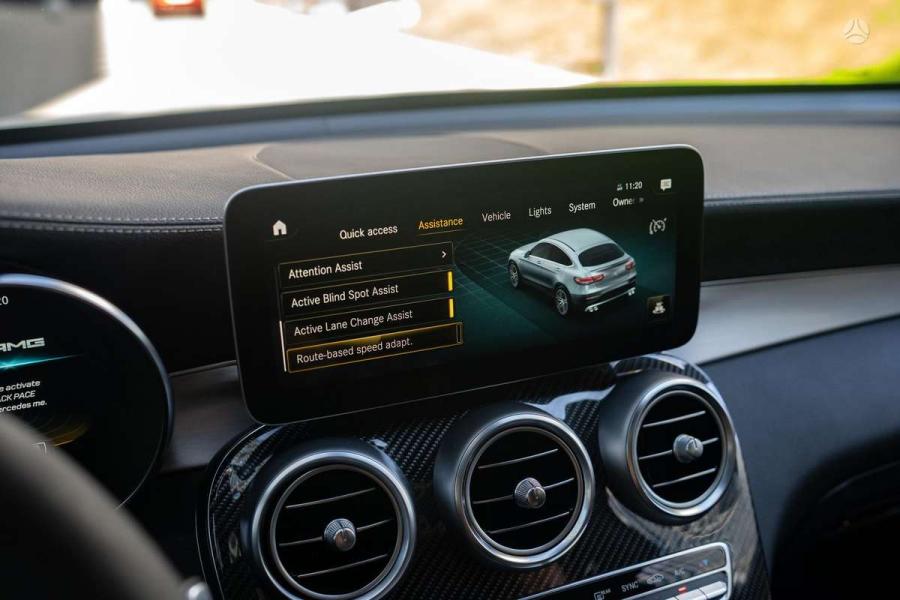 Balts Mercedes-Benz GLC 43 AMG 2020 Viļņa, ar dzinēja tilpumu 3.00 L un nobraukumu 74 tūkst. km par 42500 €, foto 30 vietnē AUTOMOTO.COM.LV