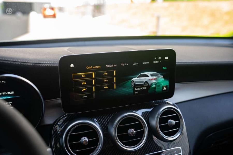 Balts Mercedes-Benz GLC 43 AMG 2020 Viļņa, ar dzinēja tilpumu 3.00 L un nobraukumu 74 tūkst. km par 42500 €, foto 33 vietnē AUTOMOTO.COM.LV