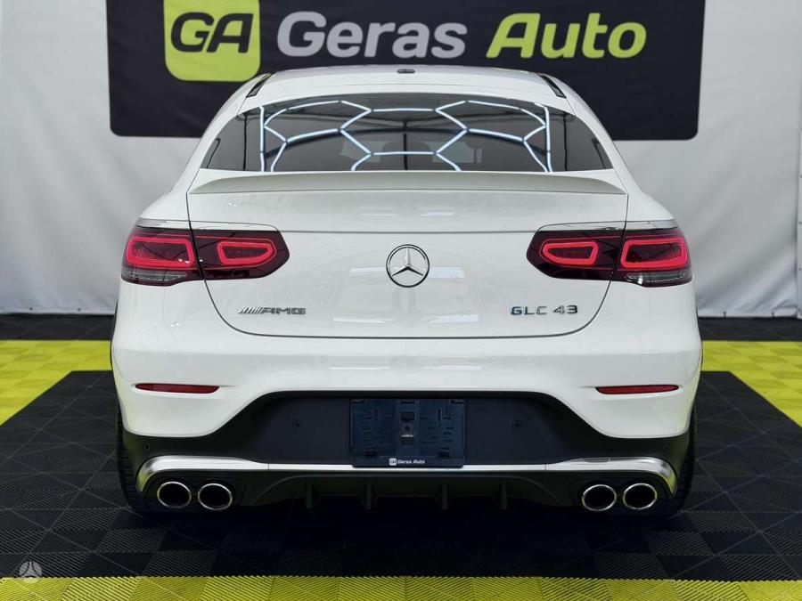 Balts Mercedes-Benz GLC 43 AMG 2023 Viļņa, ar dzinēja tilpumu 3.00 L un nobraukumu 22 tūkst. km par 44500 €, foto 6 vietnē AUTOMOTO.COM.LV